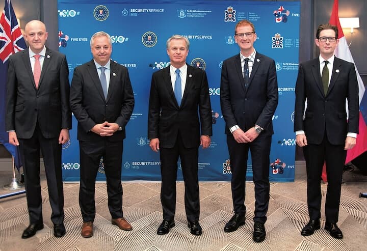 元CIA工作員が教える「ファイブ・アイズ」の歴史・意図・実力｜ニューズウィーク日本版 オフィシャルサイト